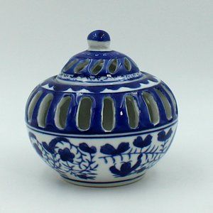 Silvestri | Accents | Silvestri Vintage Blue And White Votive Candle Or ...